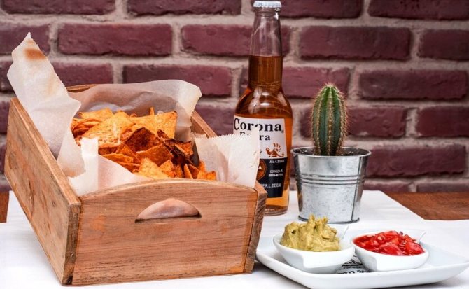 Mexican restaurant "Villa Nachos"